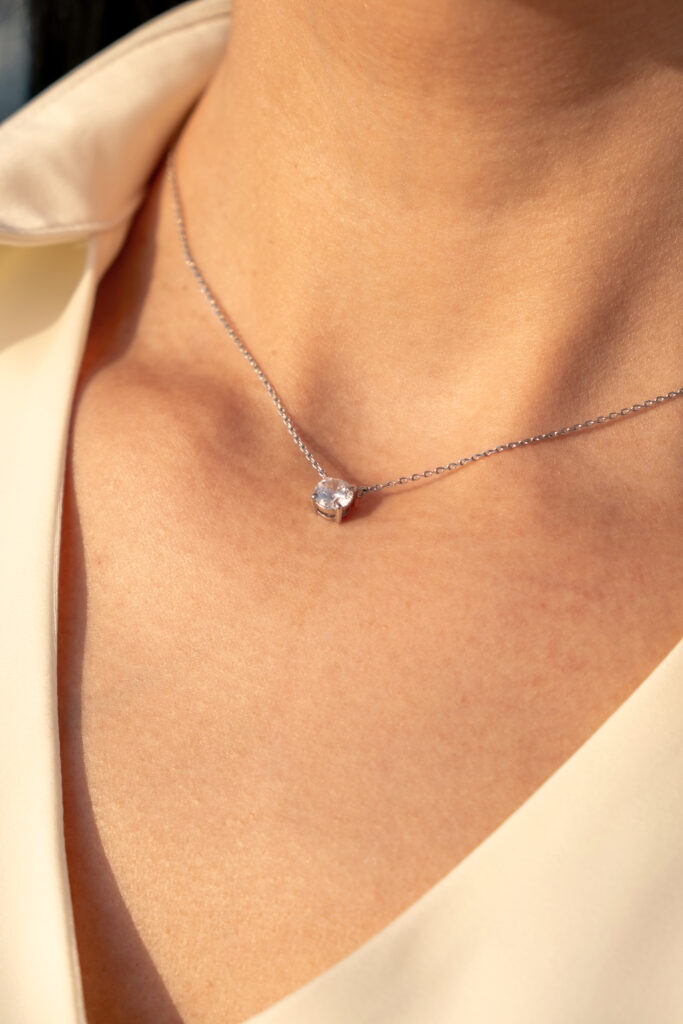 Women's Necklace Round Cut Stone - Tashani
